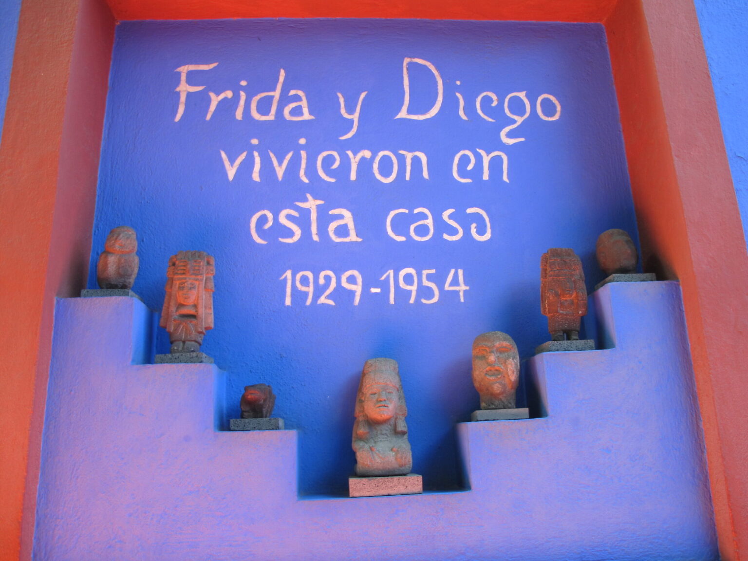 Destacado julio: «La Casa Azul de Frida Kahlo» - Casa Museo Eduardo ...